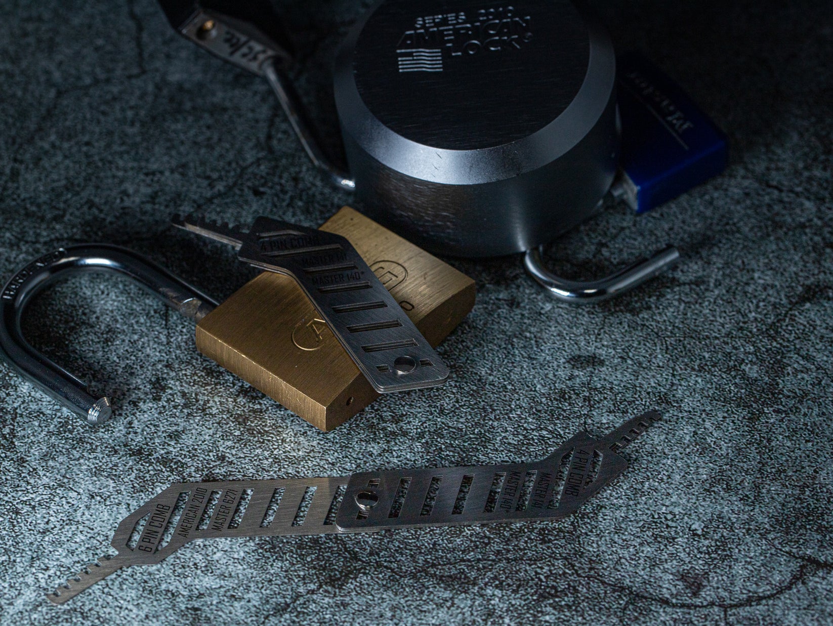 Ergo Combs – Covert Instruments